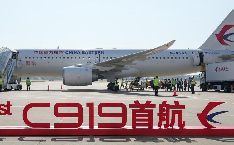 China Eastern Airlines recibió el primer avión chino C919 - Actualidad ...